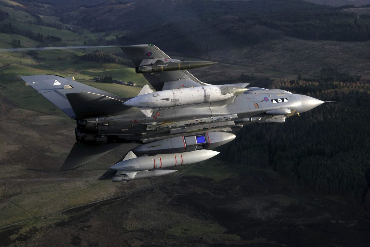 France says Royal Air Force capabilities needed in Syria